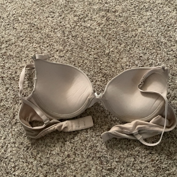 Lily of France | Intimates & Sleepwear | Flight Attendant Worn Bra ...